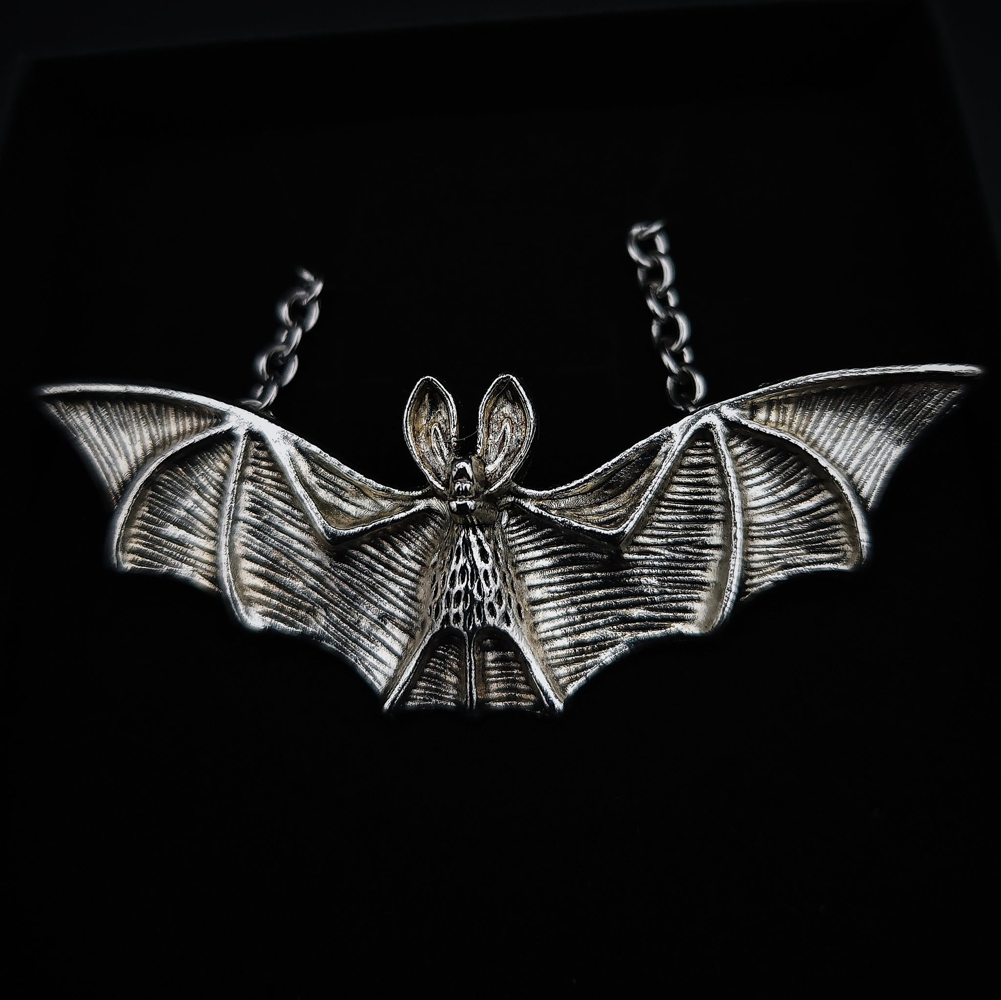 Bat Chain Necklace – Ghoulish Goods